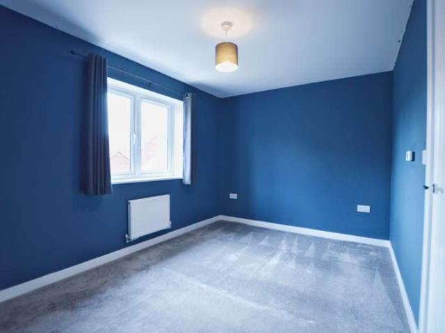 2 bed property for sale