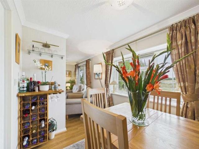 2 bed property for sale