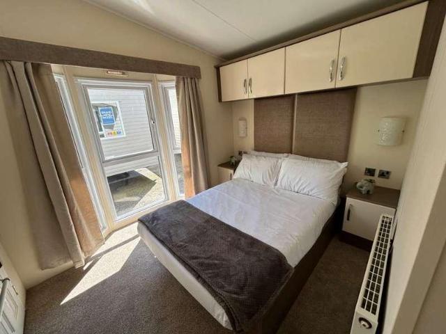 2 bed property for sale