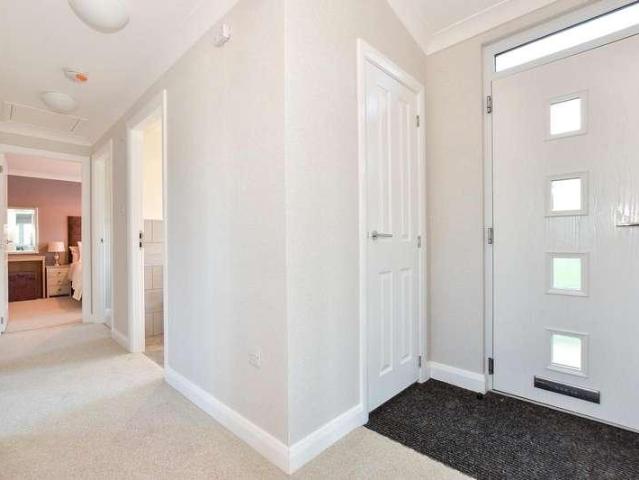 2 bed property for sale