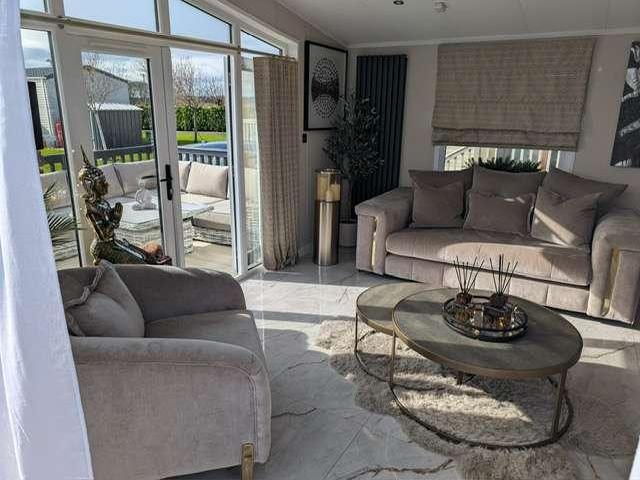 2 bed property for sale