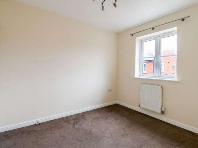 2 bed property for sale