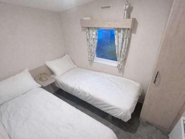 2 bed property for sale