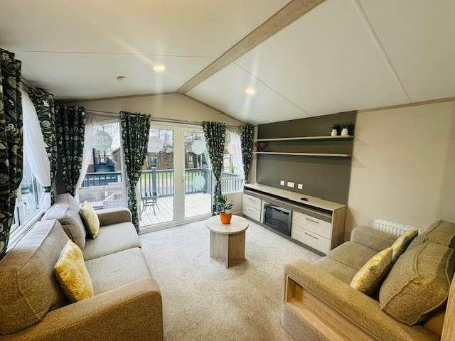 2 bed property for sale