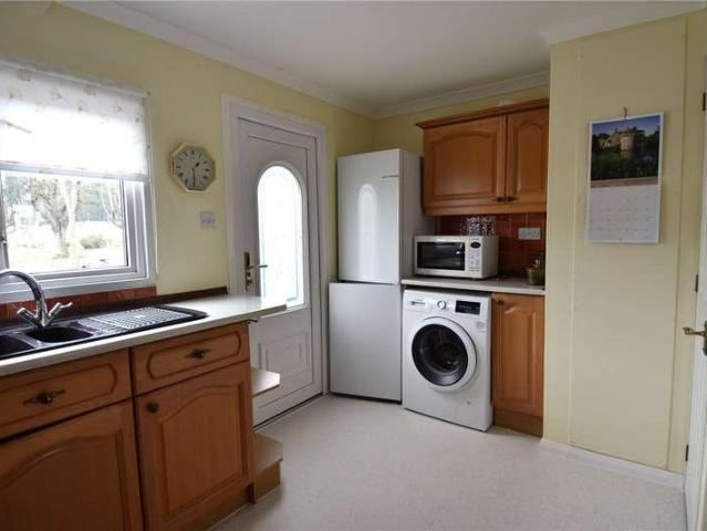 2 bed property for sale