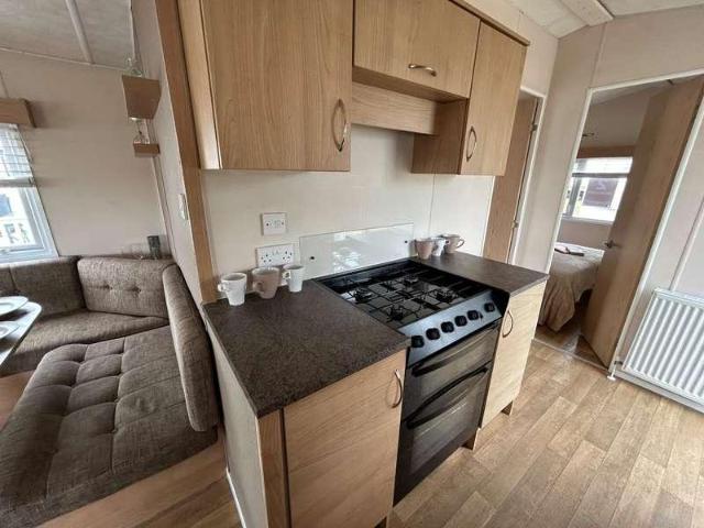 2 bed property for sale