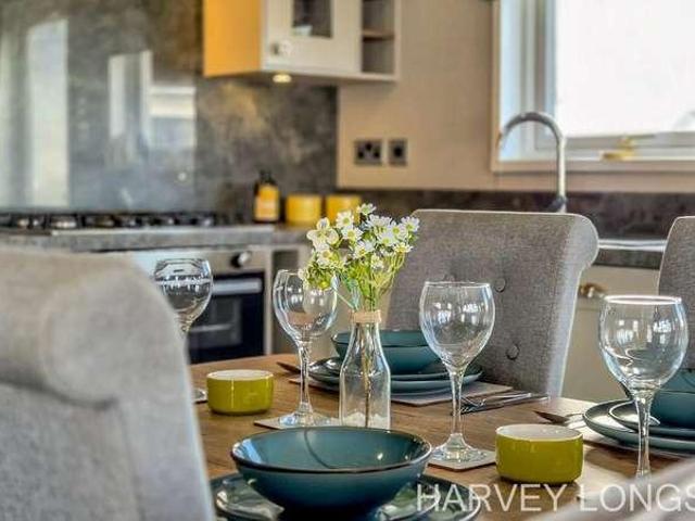 2 bed property for sale