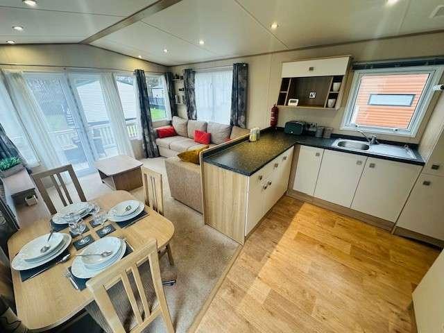 2 bed property for sale