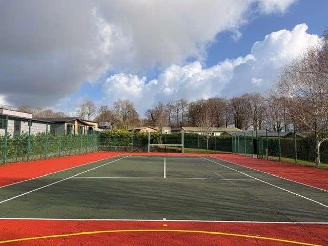 2 bed property for sale