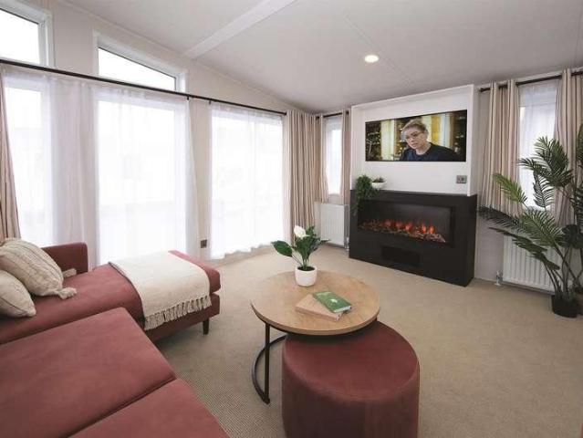 2 bed property for sale