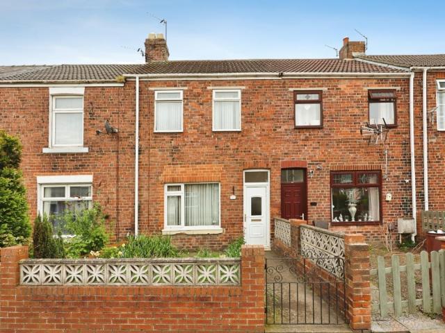 2 bed property for sale