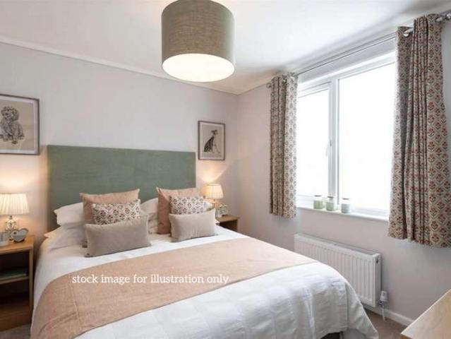 2 bed property for sale