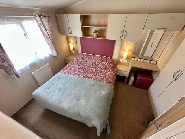 2 bed property for sale