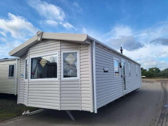 2 bed property for sale