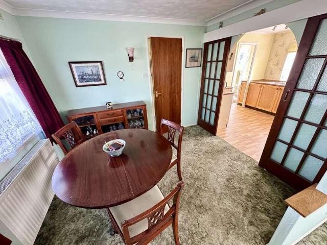 2 bed property for sale
