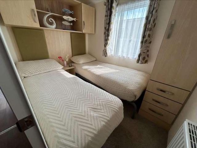2 bed property for sale