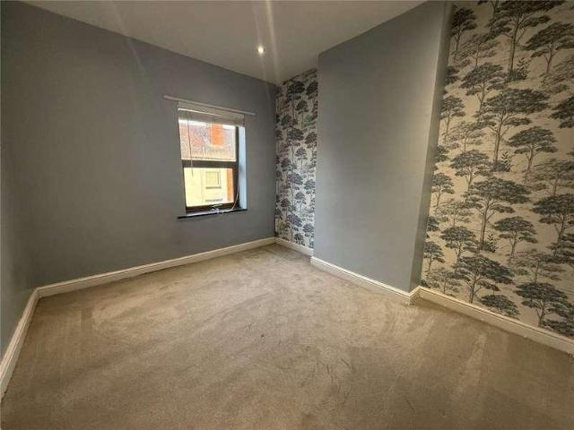 2 bed property for sale