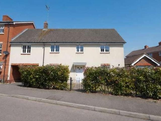 2 bed property for sale