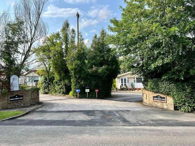 2 bed property for sale