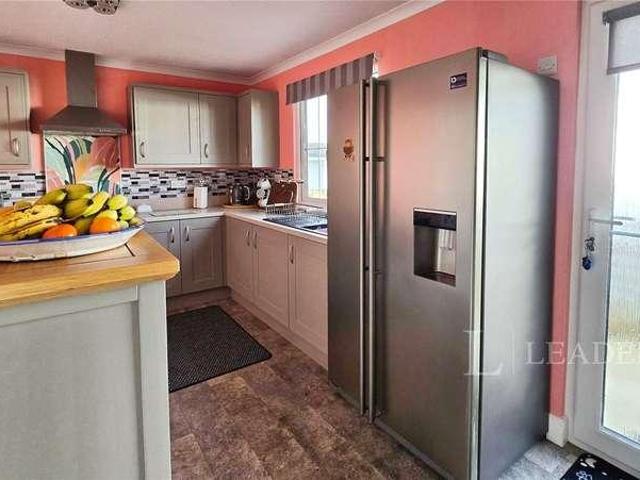 2 bed property for sale