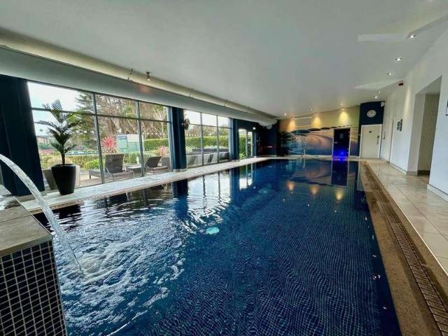 2 bed property for sale