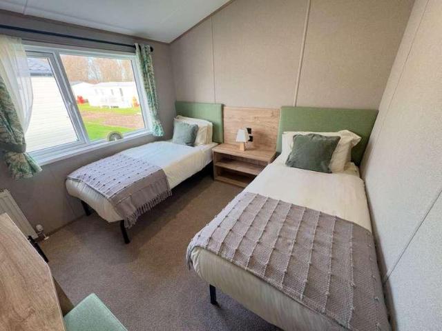 2 bed property for sale