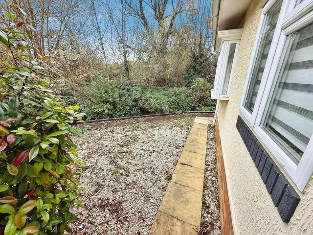 2 bed property for sale