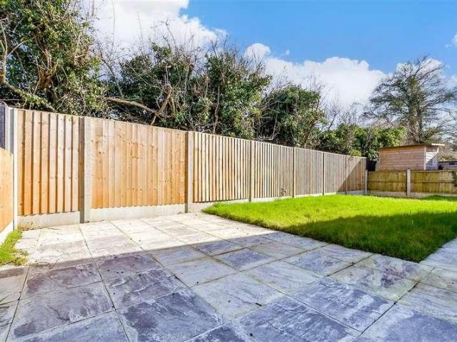 2 bed property for sale