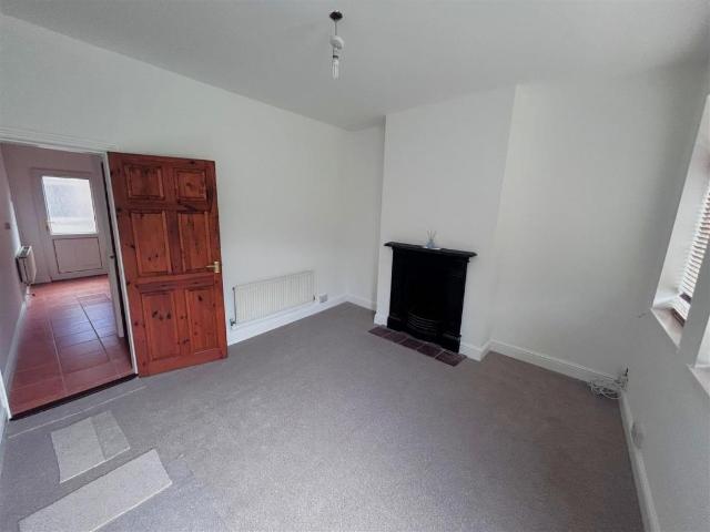 2 bed property for sale