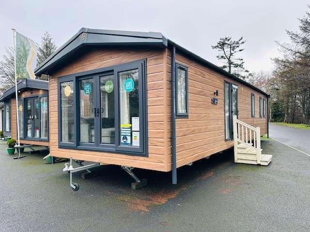 2 bed property for sale