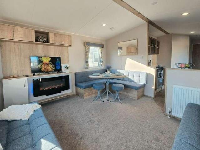 2 bed property for sale