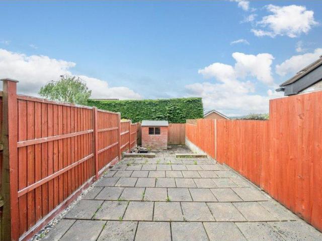 2 bed property for sale