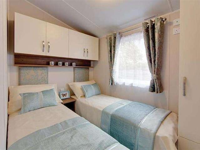 2 bed property for sale