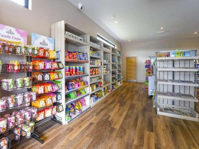 2 bed property for sale