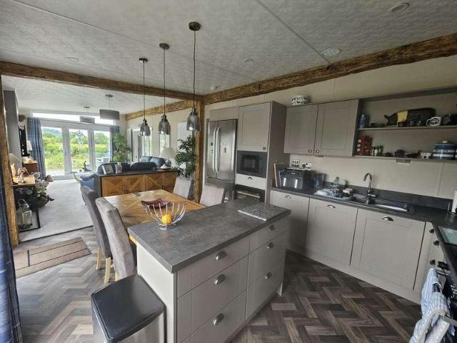 2 bed property for sale