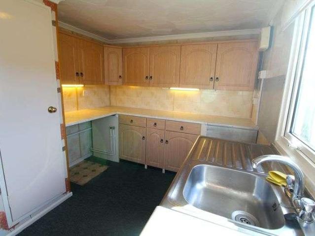 2 bed property for sale