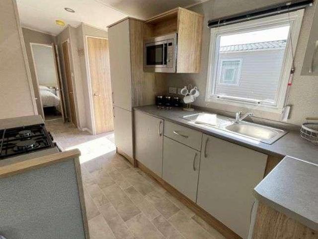 2 bed property for sale