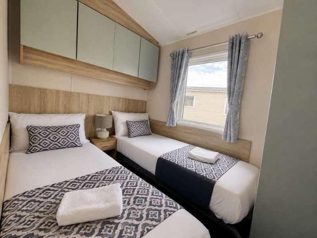 2 bed property for sale