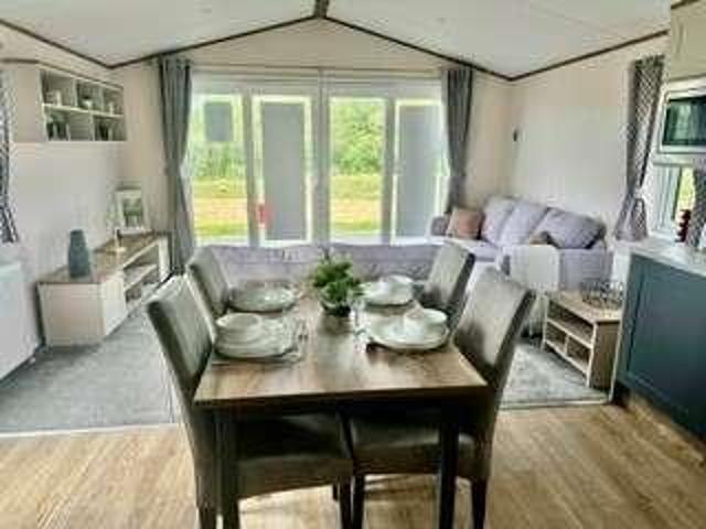 2 bed property for sale