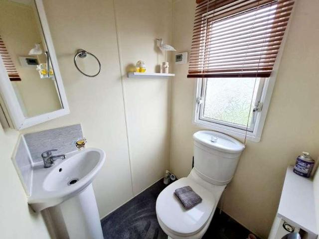 2 bed property for sale