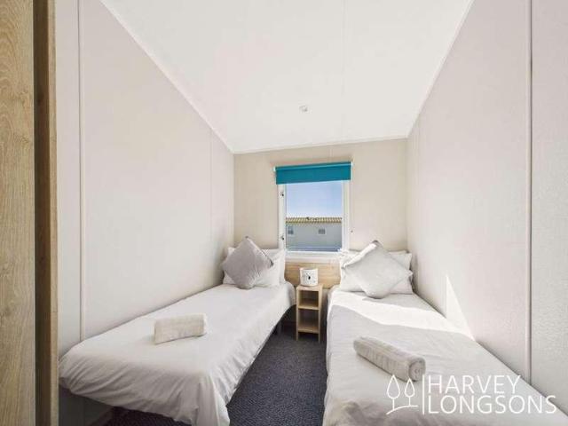 2 bed property for sale