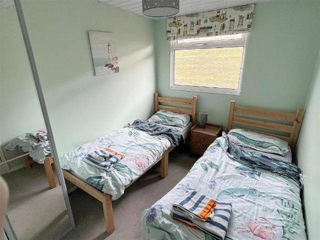 2 bed property for sale