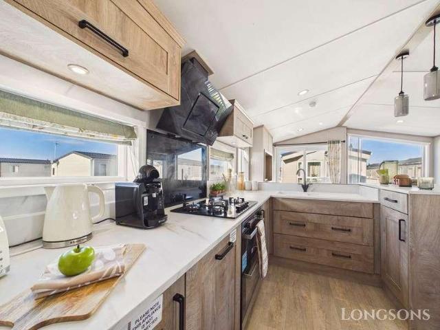 2 bed property for sale