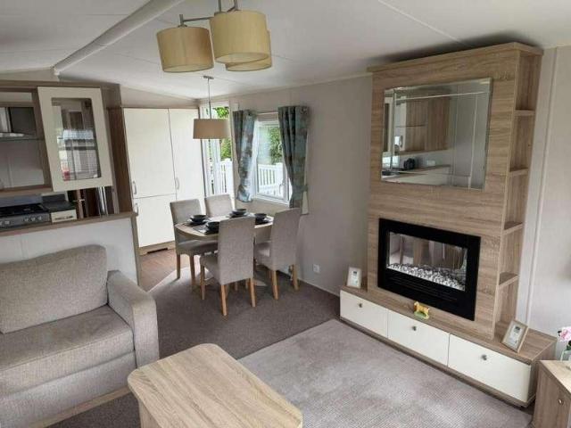 2 bed property for sale