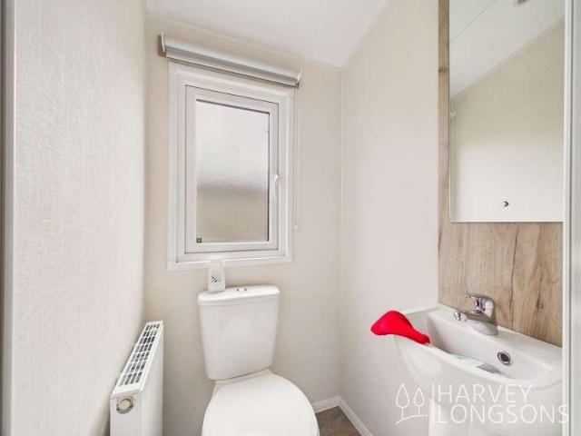 2 bed property for sale