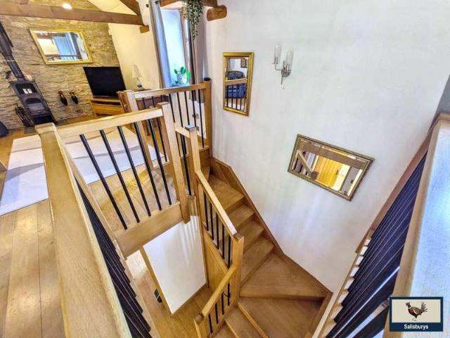2 bed property for sale