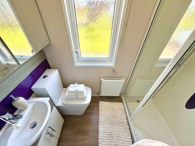 2 bed property for sale