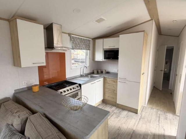2 bed property for sale