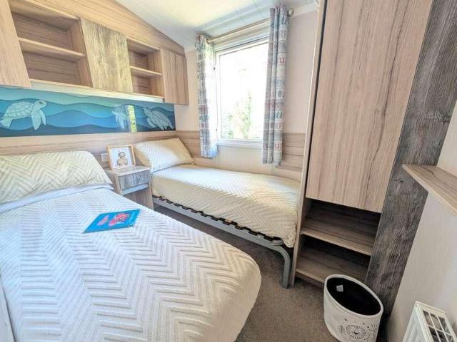 2 bed property for sale