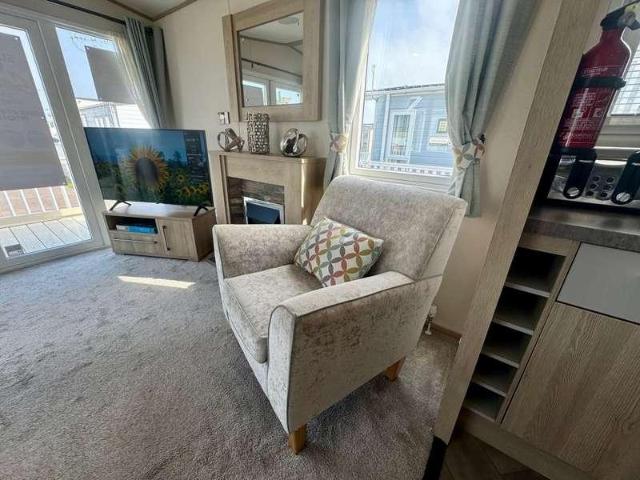 2 bed property for sale